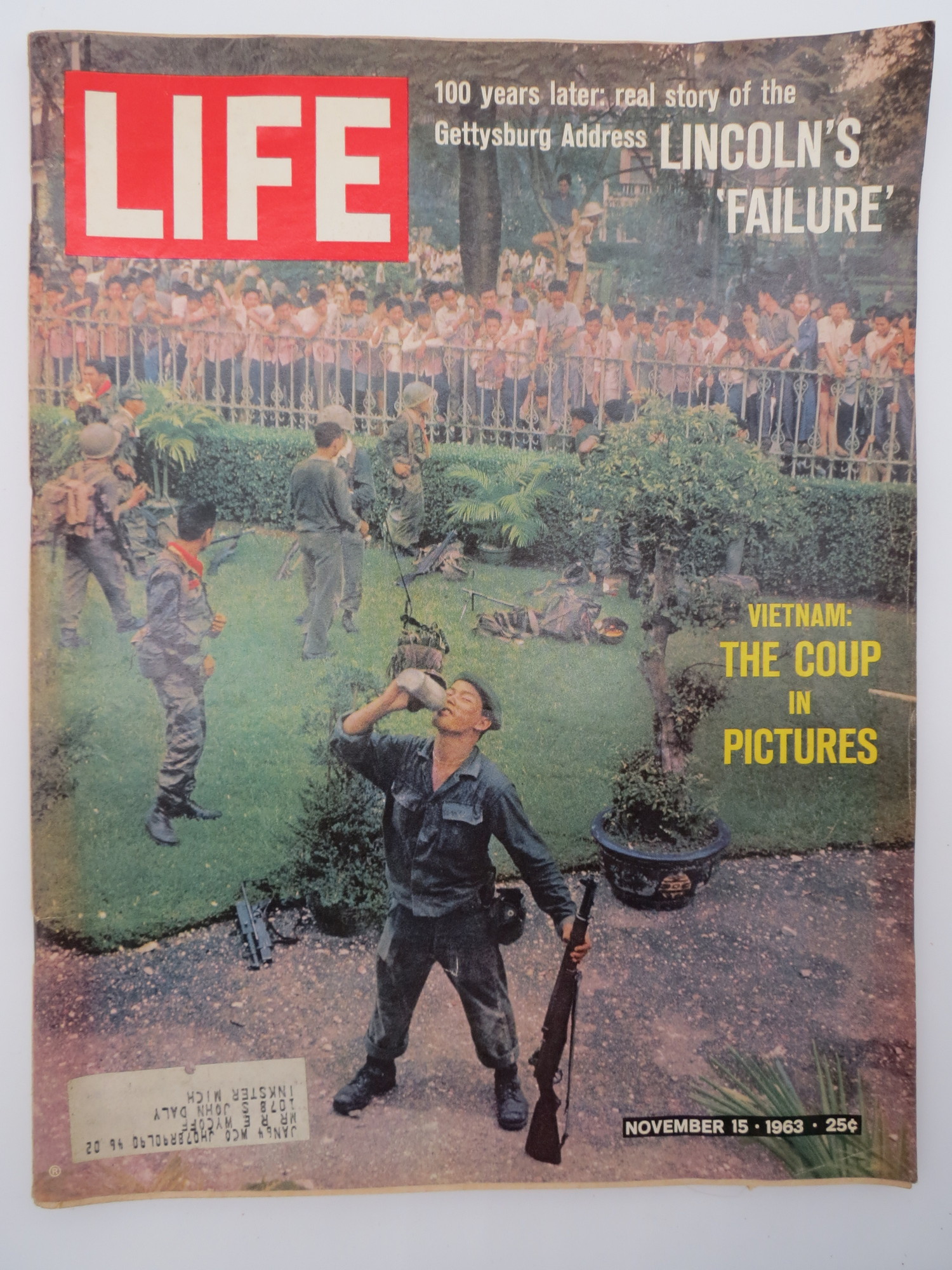 LIFE MAGAZINE - NOVEMBER 15, 1963 - ISSUE