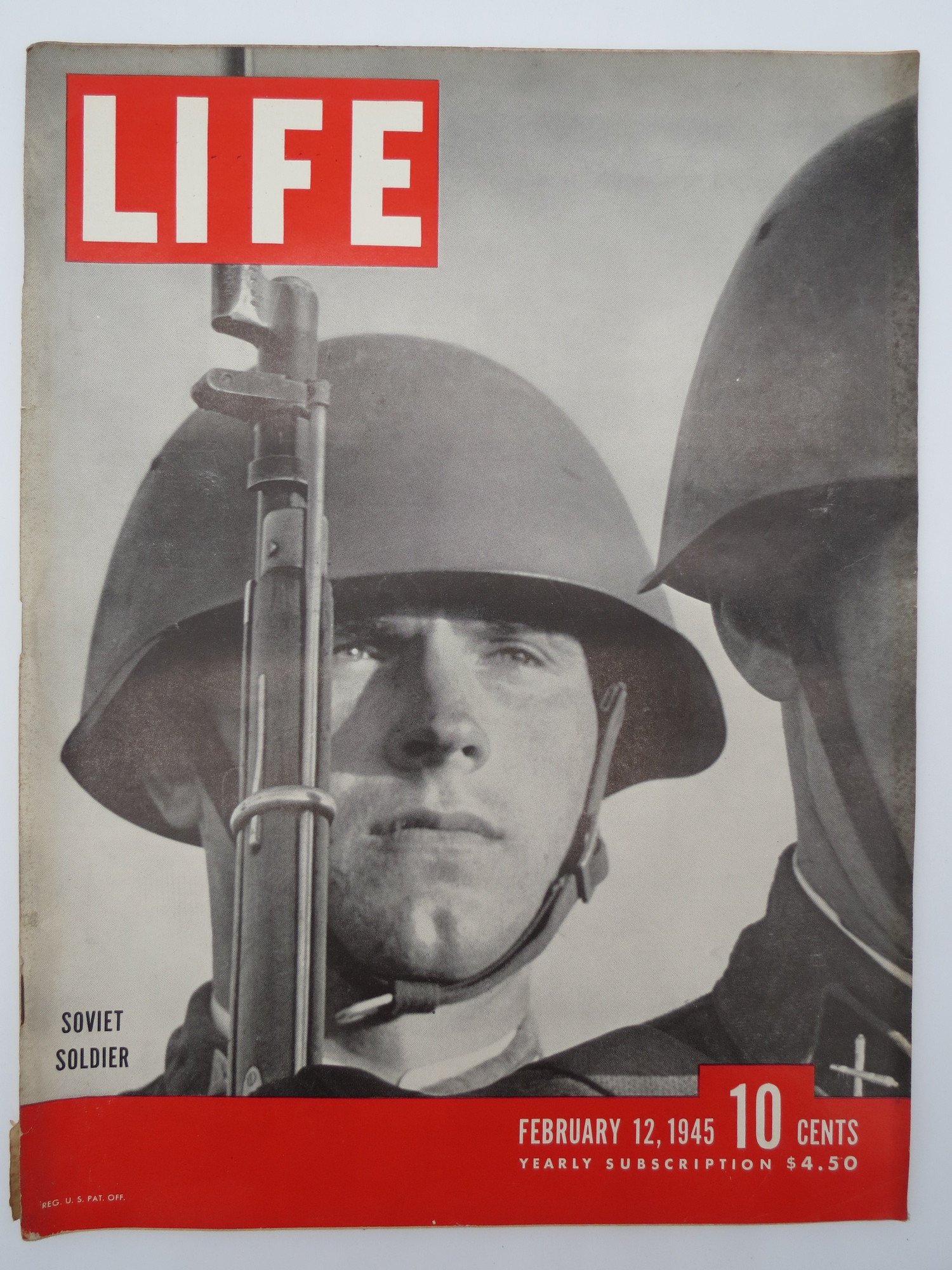 LIFE MAGAZINE FEBRUARY 12, 1945 (SOVIET SOLDIER COVER)